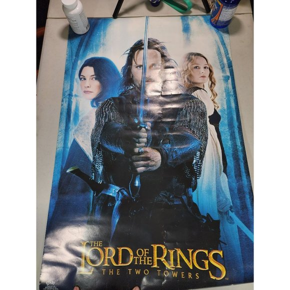 Funky | Other | Lord Of The Rings Aragon Holding Sword Funky Wall ...